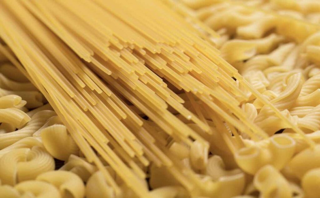 ¿Cuál es la cantidad de pasta por persona? Así lo debes medir - Recetuquis